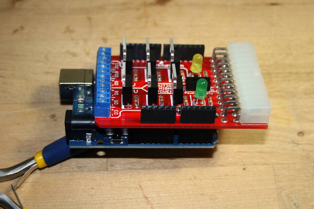 Deux réseaux modulaires en N: Arduino's Power Shield