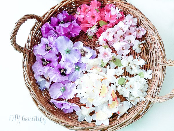 How to Make Gorgeous Flower Crowns - DIY Beautify - Creating Beauty at Home