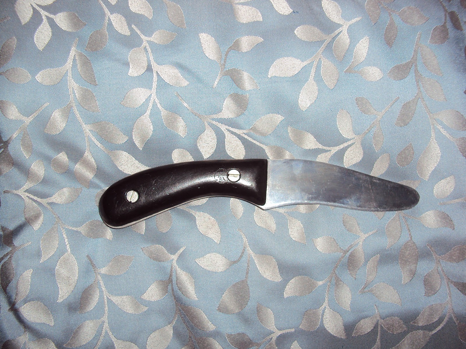 Andrew Dylan Ray: Weapons