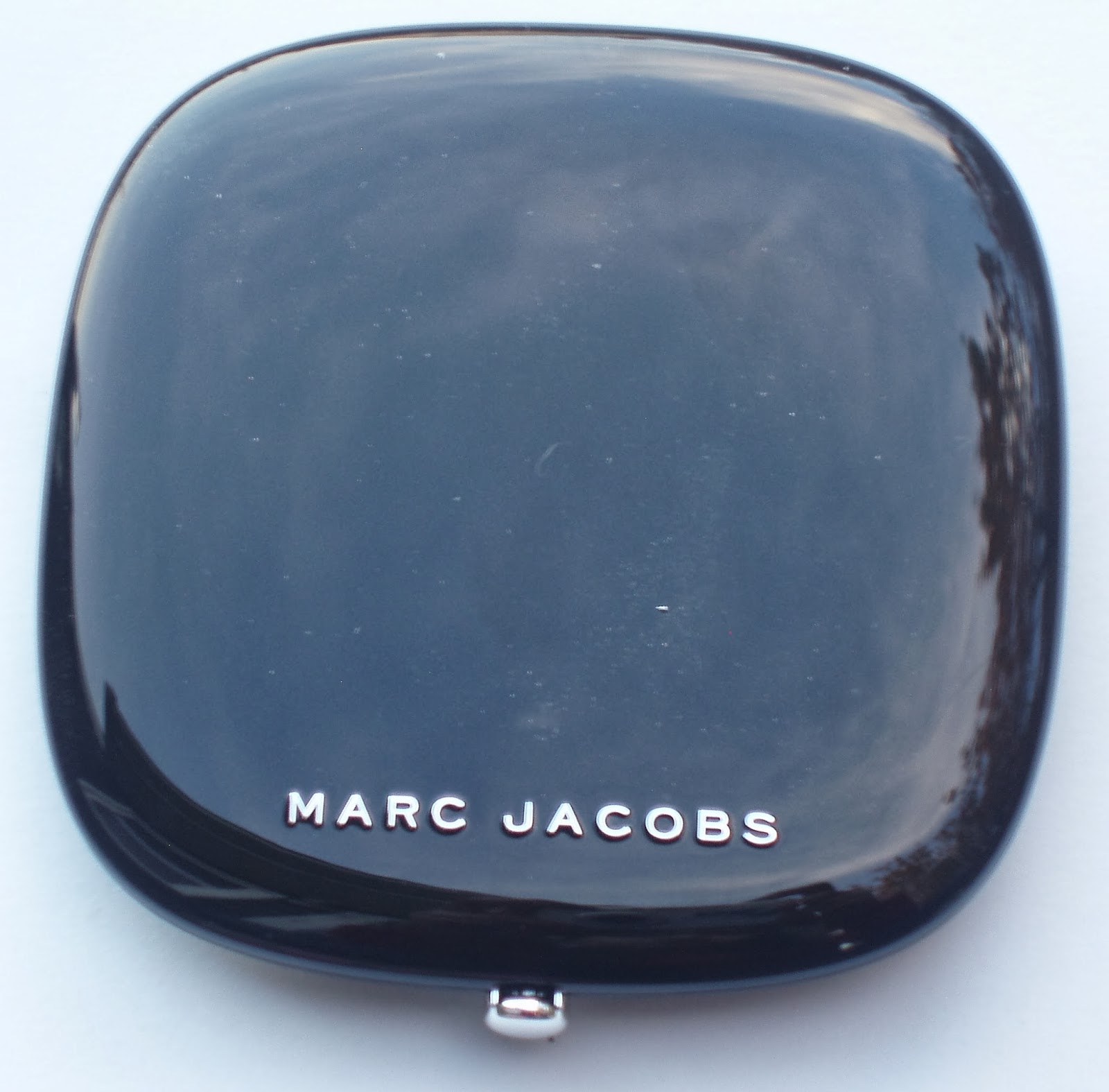 Marc Jacobs Lightshow powder – haligonia.ca
