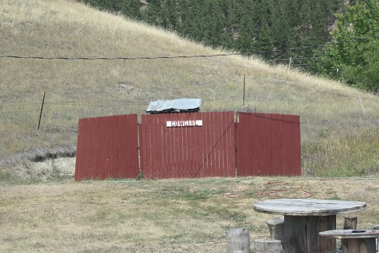 Aladdin, Wyoming - Population 15: A stop at the Aladdin General Store