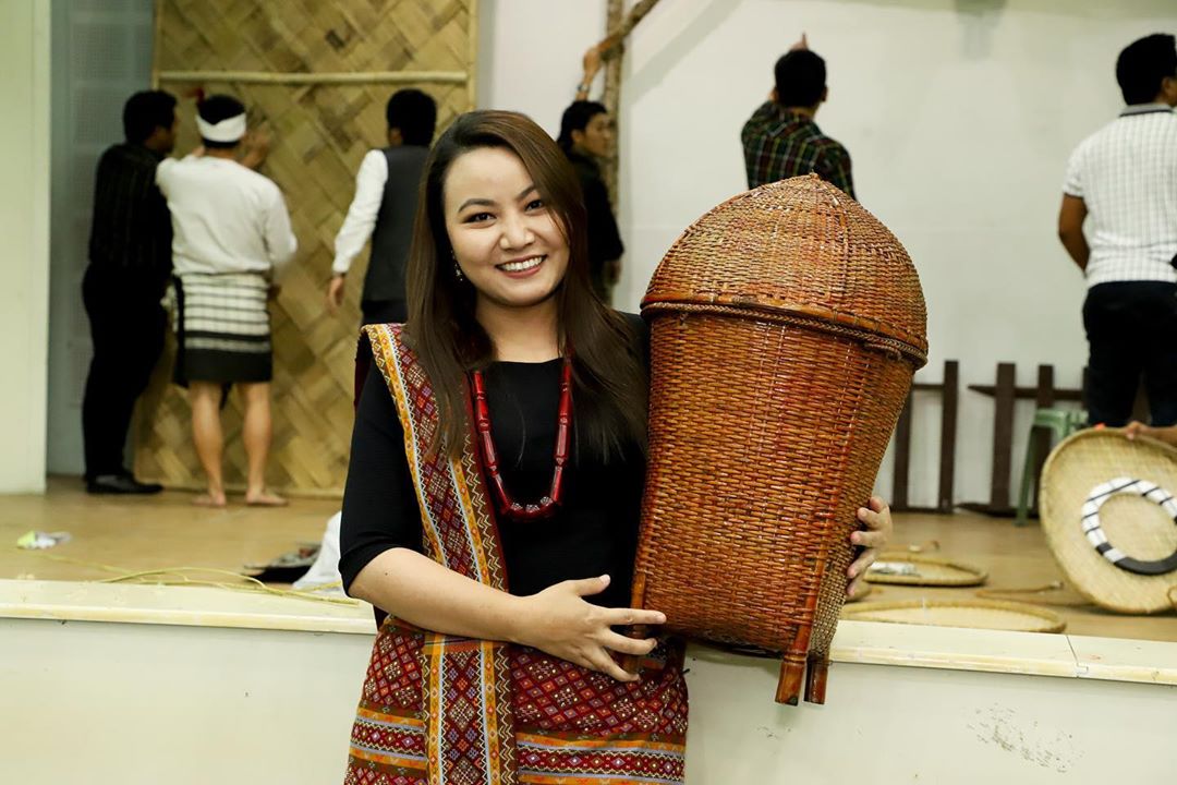 Mizo Dresses - What a Beautiful Tradition ! | TIMES OF MIZORAM
