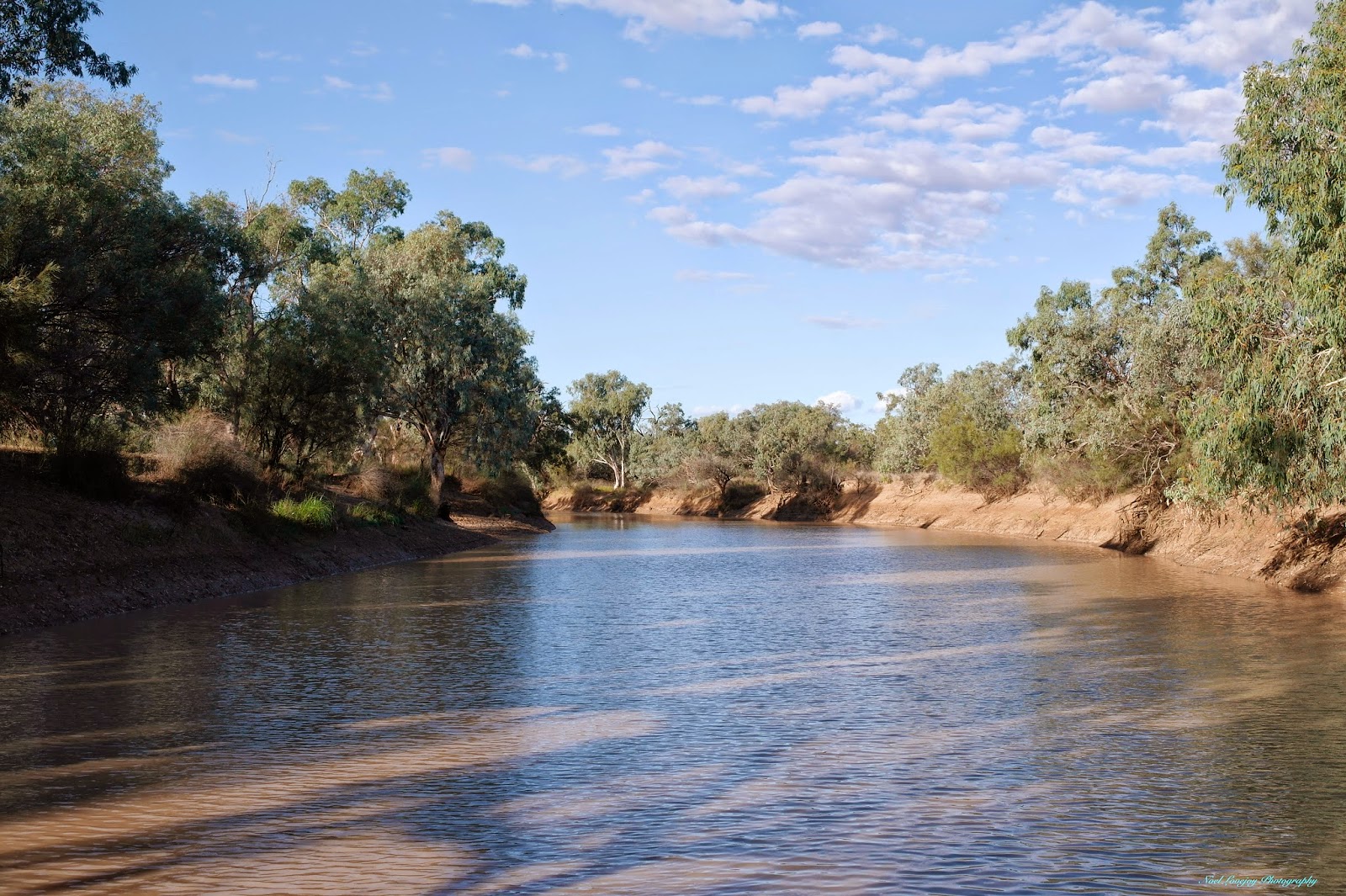 Can Go Around Australia: Bulloo Development Road, Queensland.