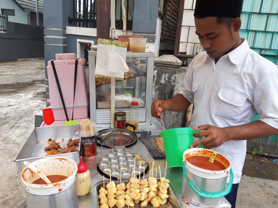 Begini Ternyata Suka Duka Paman Pentol Di Banjarmasin Berita