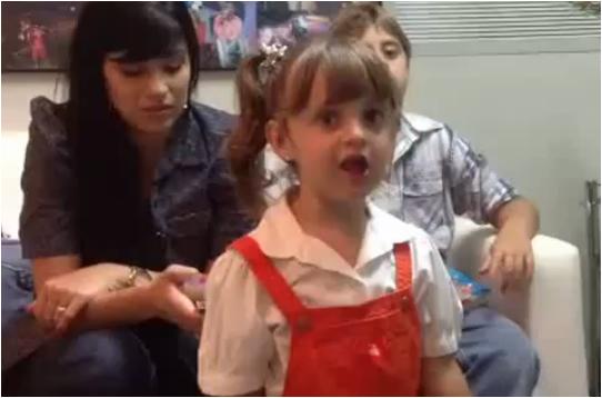 Variedades Gospel Veras: Laura Brum, Filha Da Cantora Fernanda Brum e ...