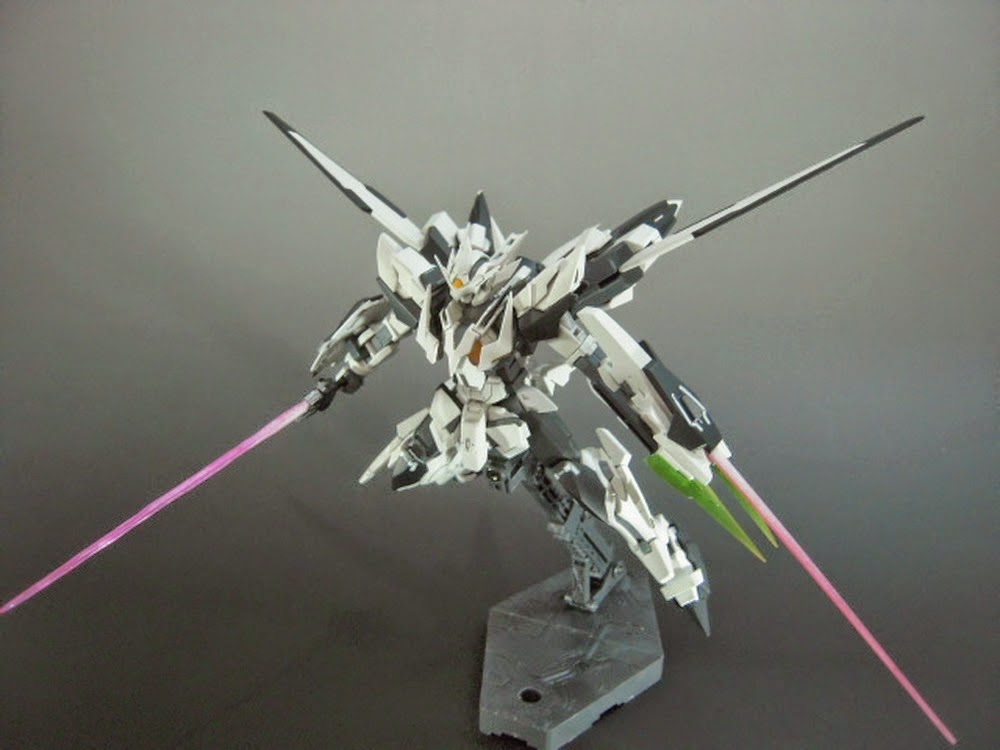 Gundam Family: HG 1/144 Gundam Astraea Aritia Custom Build