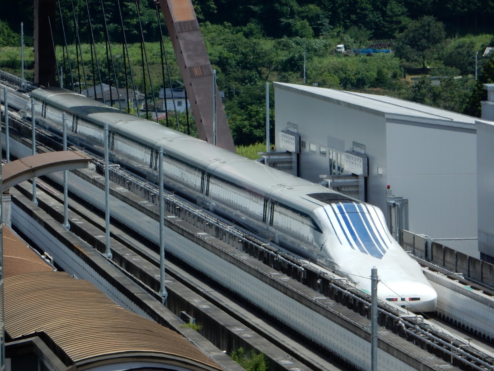 Epsilon's World: Riding the Test Linear Maglev Shinkansen in Japan