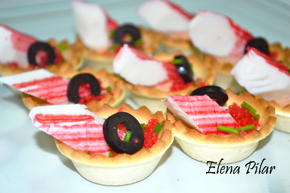 Canapés de Surimi y Salsa Rosa