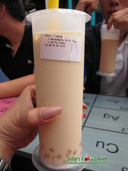 Selby's Food Corner: The LAB (Learn About Boba)