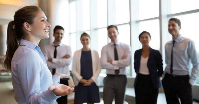 Bootstrap Business: 10 Tips on How to Become a Better Business Leader