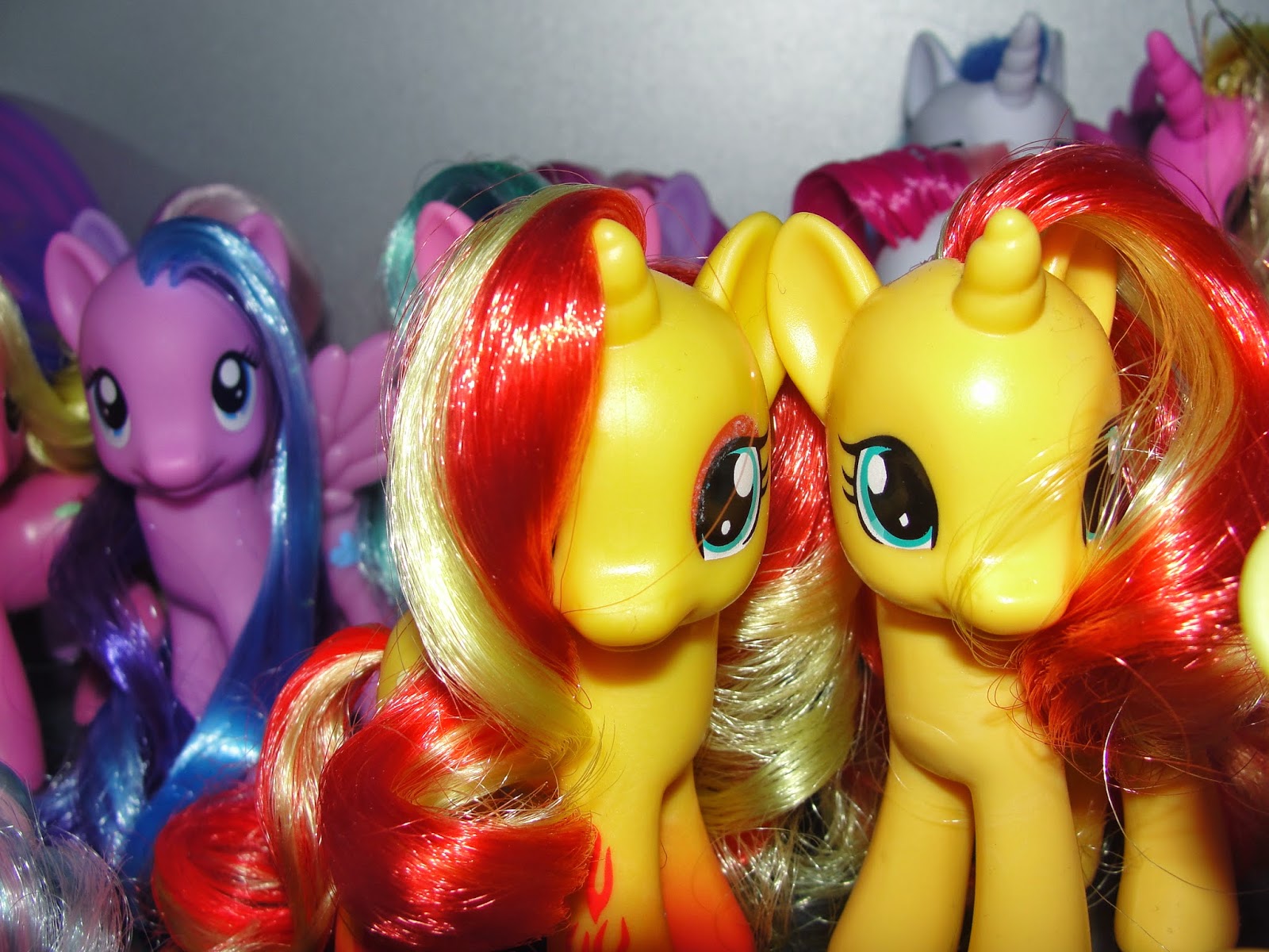 Tutorial: How to Style your Ponies hair (Basic Method) | MLP Merch