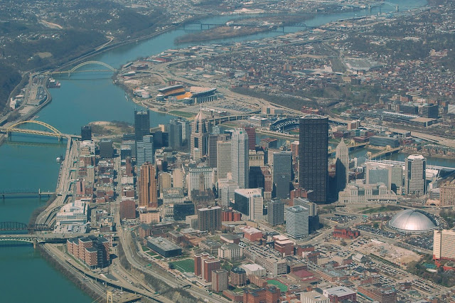 Flight Musings: Pittsburgh from Above