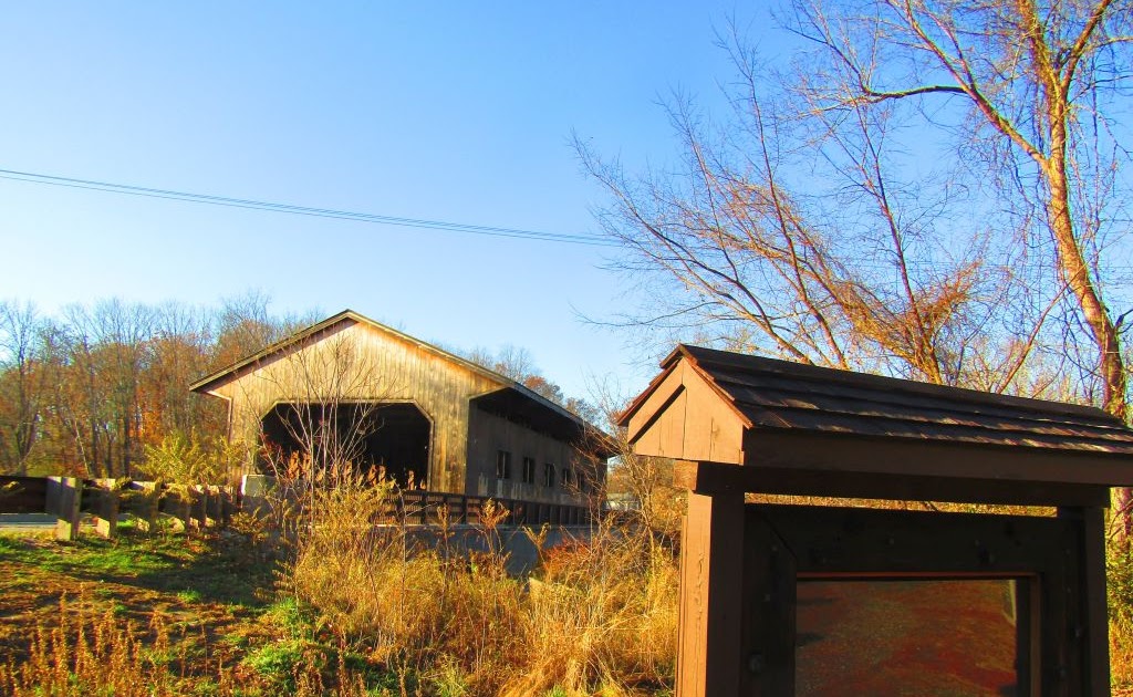 West in New England: TRAVELS WITH CHERYL 1: THE PEPPERELL COVERED BRIDGE