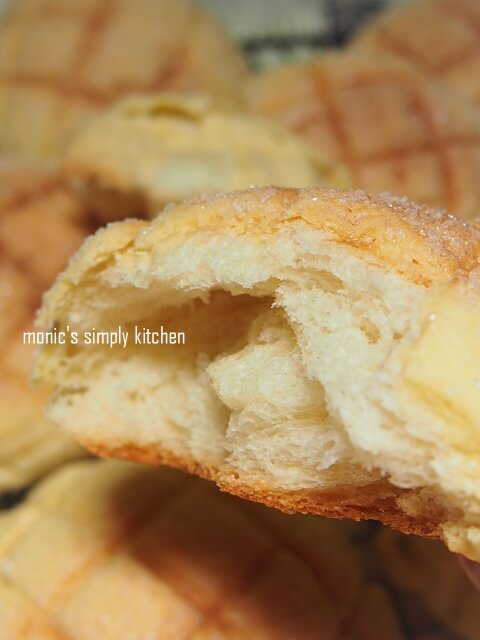 Melon Pan (Melon Bread) - Monic's Simply Kitchen