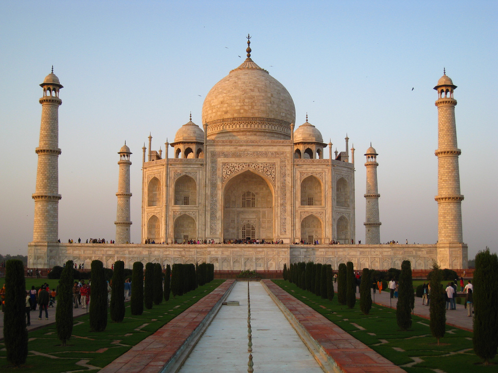 WnP: Wallpapers & Pictures: The Taj Mehal India Wallpapers- New Wonders ...