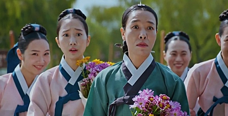 Campus Connection: “Mr. Queen” synopsis by episode (Eps. 1-20, no spoilers)