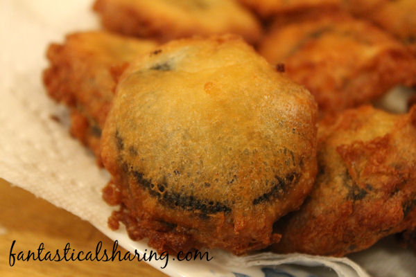 Fantastical Sharing of Recipes: Fried Oreos