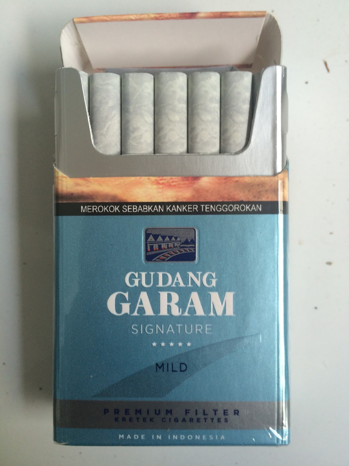 Gudang Garam Signature Mild isi 20 Batang, SKM LTLN dengan Ukuran Regular