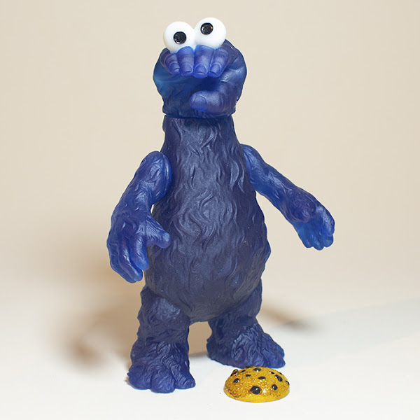 GRABBY MONSTER by Emilio Subirá (for Aug 30 Release)