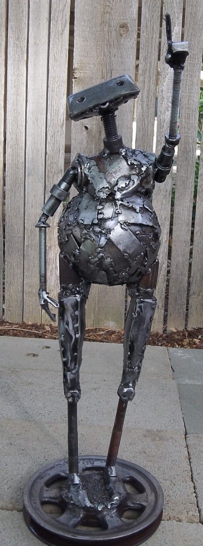Sculptures by Nathan Robles: Robotic Figures