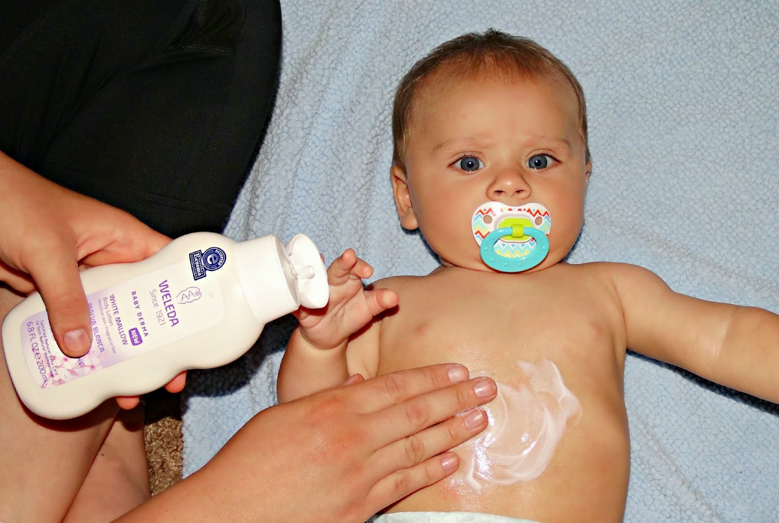 Embracing a Healthy Family: Weleda Baby Derma White Mallow Natural Baby ...