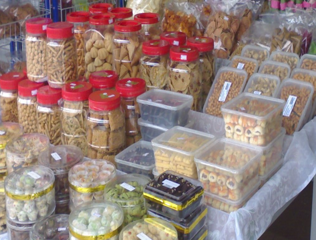 PoPuLaR HaMper : Hamper Raya 2011: Senarai jenis makanan di dalam hamper