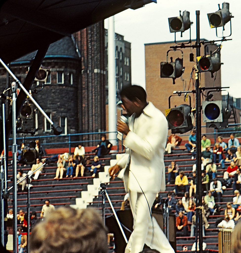 Wonderful Color Photographs of the Toronto Pop Festival, June 1969 ...