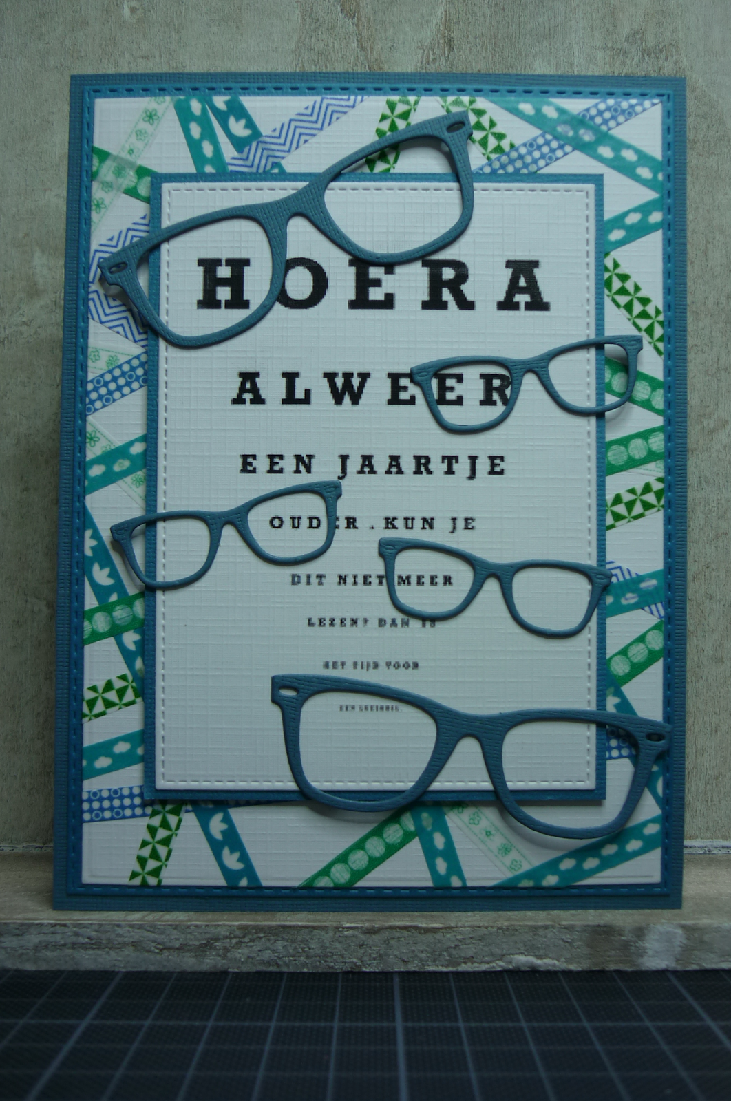 Eri's Kaartenblog!!: Hoera alweer een jaartje ouder!