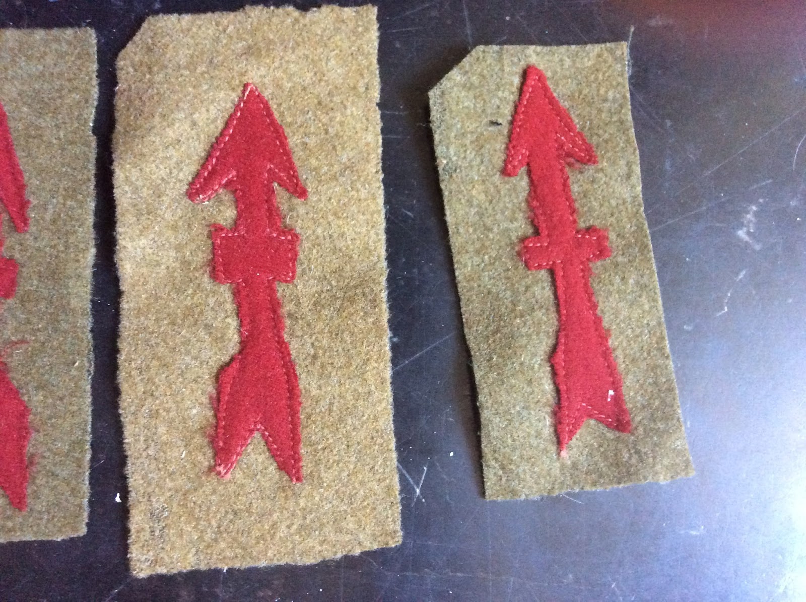 SOUVENEZ-VOUS 44: 98 YEARS AFTER, U.S WW1 RED ARROW PATCHES