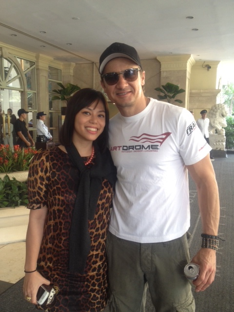 Because Candy Says So....: Jeremy Renner Meet the Dizon Sisters!