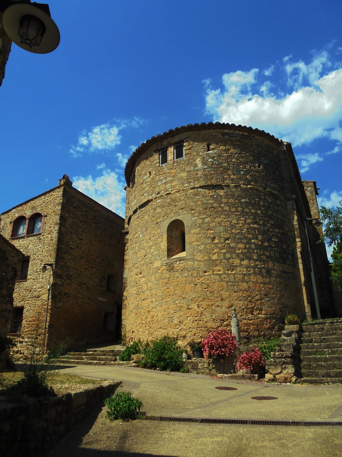 MUNTANYA: Vilademuls, Torre i Sant Marçal de Quarantella, Sant Julià de ...