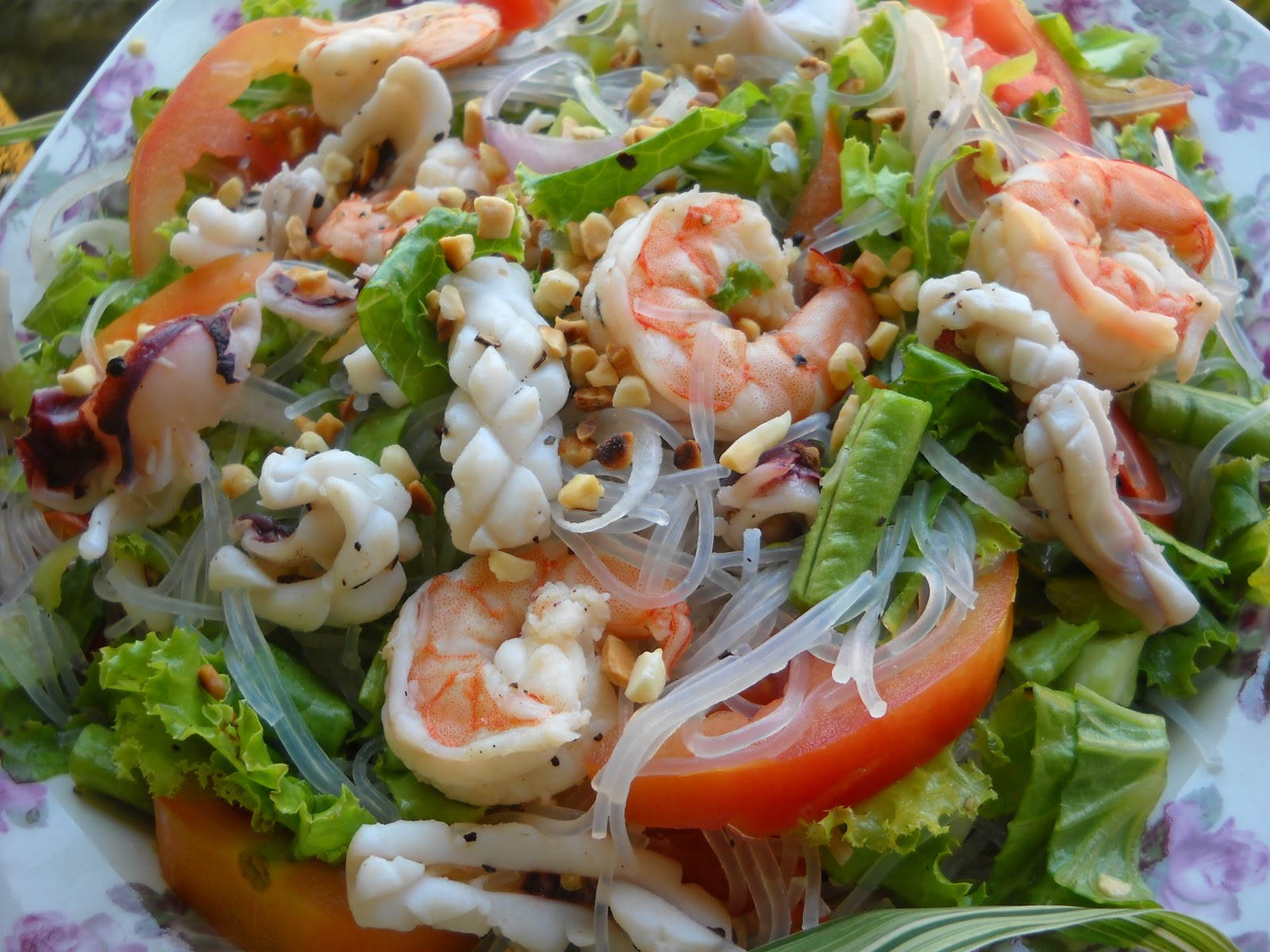 ..Cooking with soul.....: KERABU SUHUN