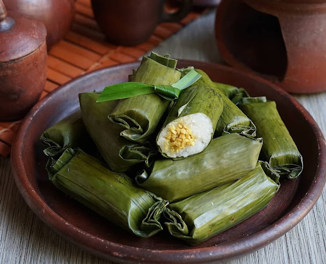 Diah Didi's Kitchen: Lemper Tradisional