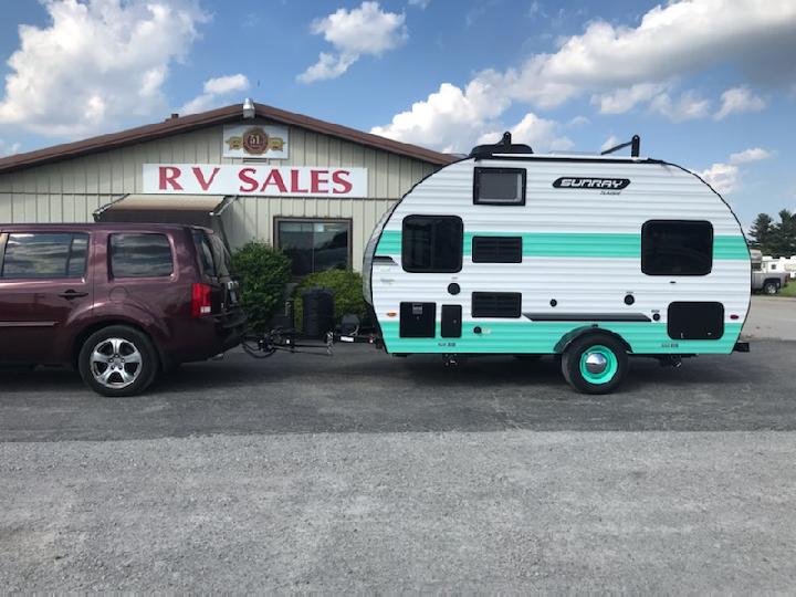 Green Goddess Glamping: Sun and Blue Skies for the Sunray Classic Model ...
