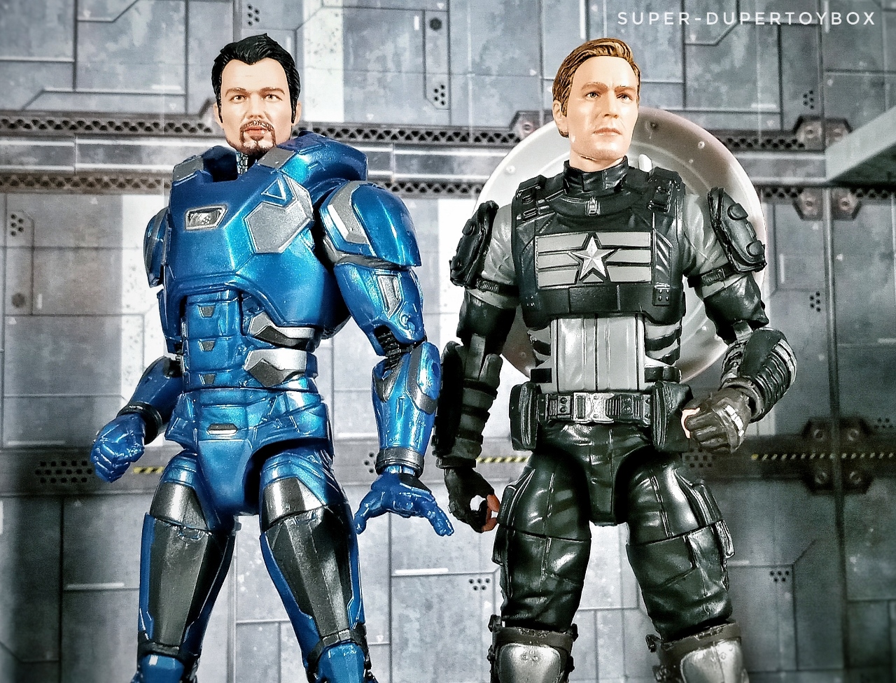 Super-DuperToyBox: Marvel Legends Gamerverse Avengers Joe Fixit Wave