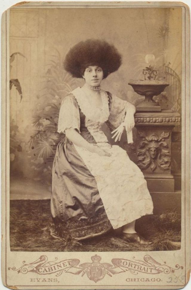 The Most Beautiful Women In The World Vintage Portraits Of Circassian Beauties With Their Big