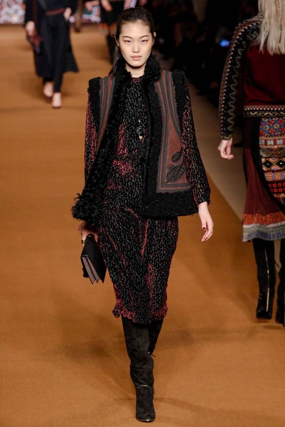 S in Fashion Avenue: TREND ALERT: FOLK FASHION FOR WINTER