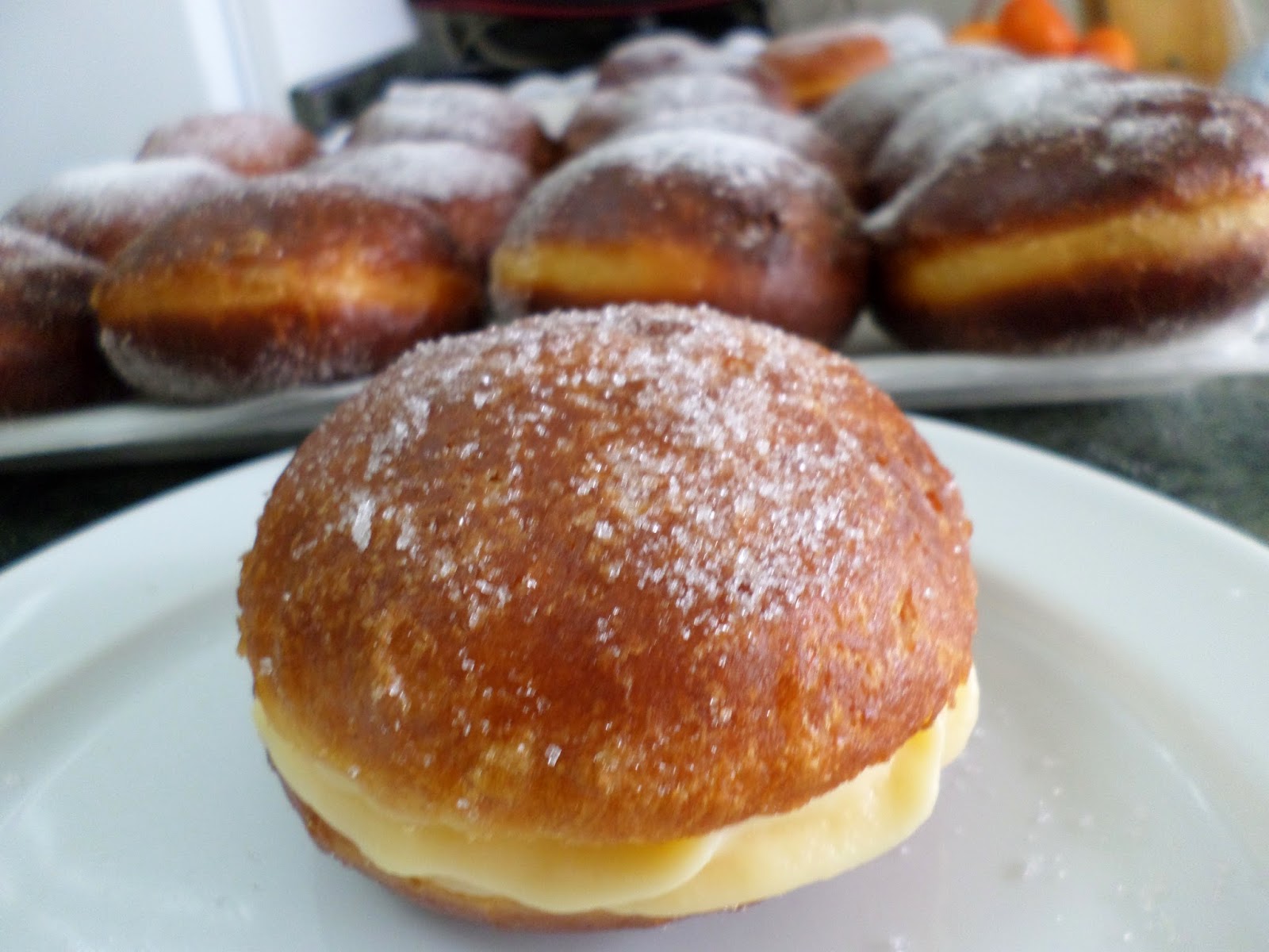 Mi pastelería: Bombas rellenas de crema pastelera
