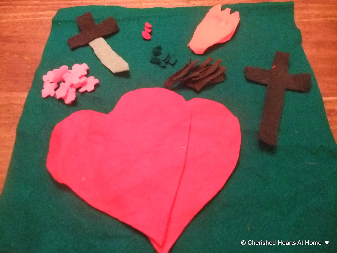 Cherished Hearts At Home: Sacred Heart and Immaculate Heart Felt Craft ...