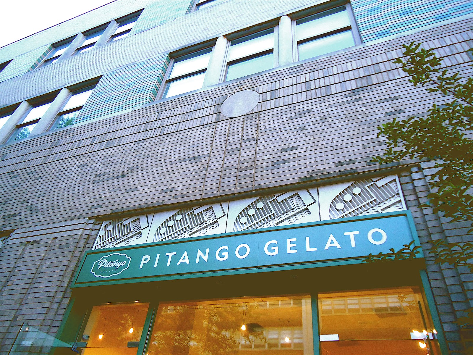 rowhouse HOME: dining out: pitango