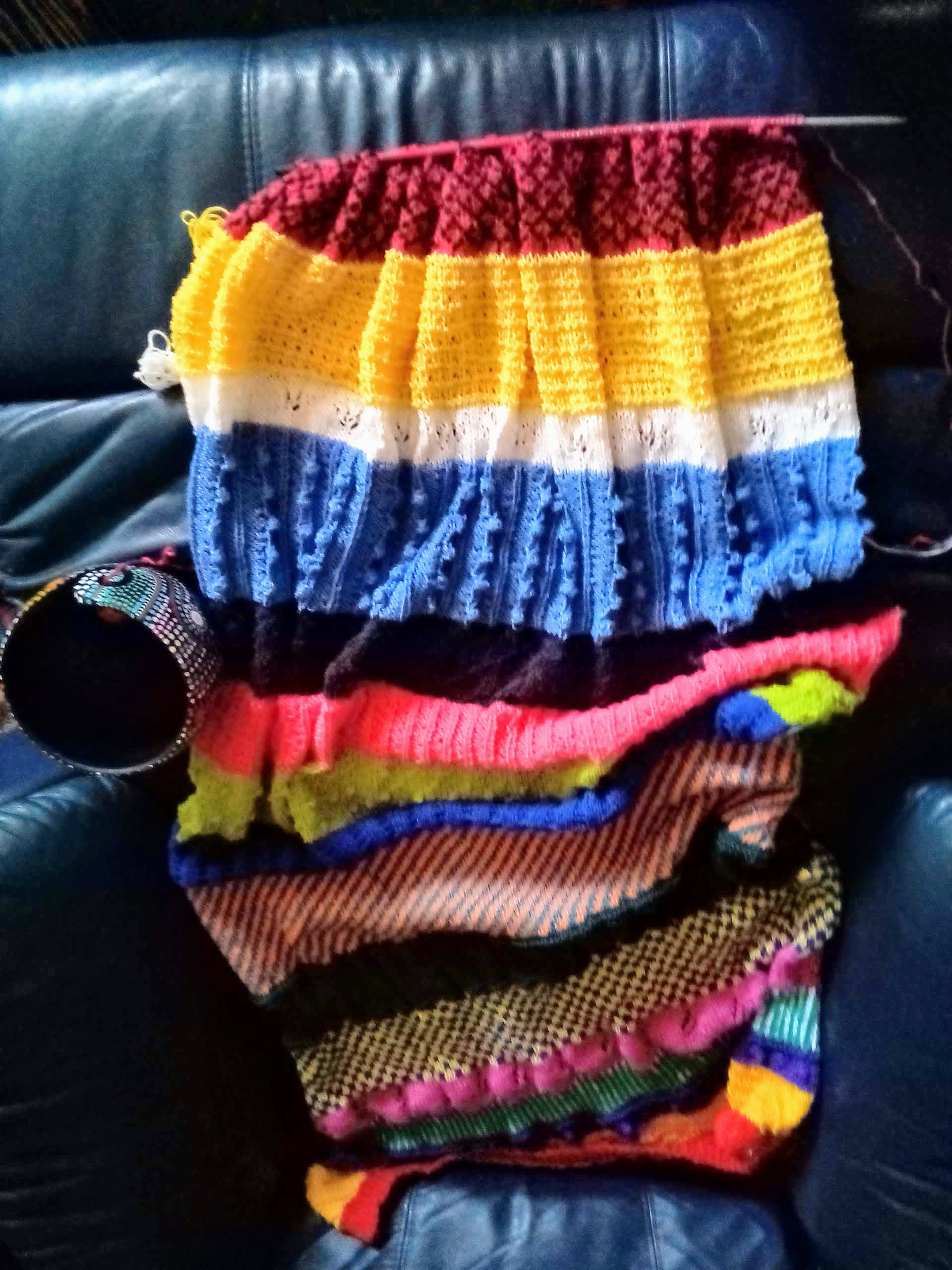 - Vanalleswatjetoe - : Breien en wandelen en een raar beest