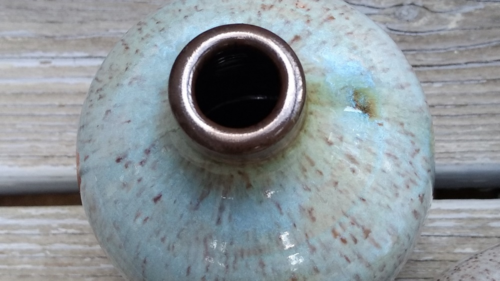 Acorn Pottery: April 2017