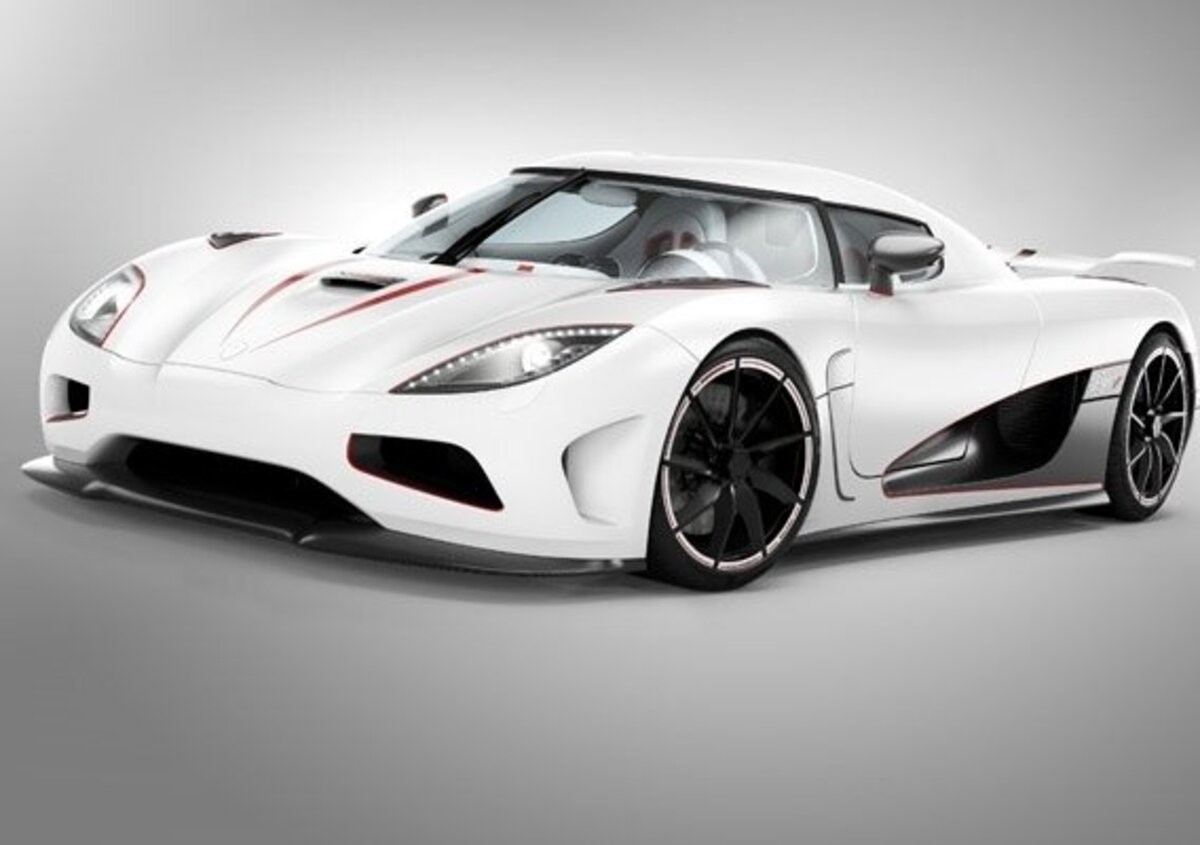 Let's Blog: THE 10 FASTEST CARS IN THE WORLD