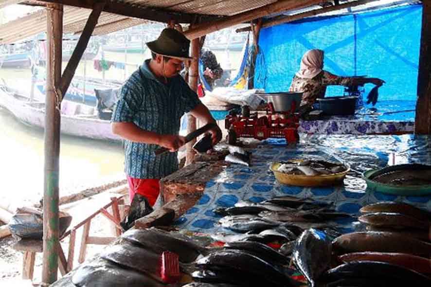 Lokasi TPI Sedati Sidoarjo | TPI | Tempat Pelelangan Ikan, Gisik ...