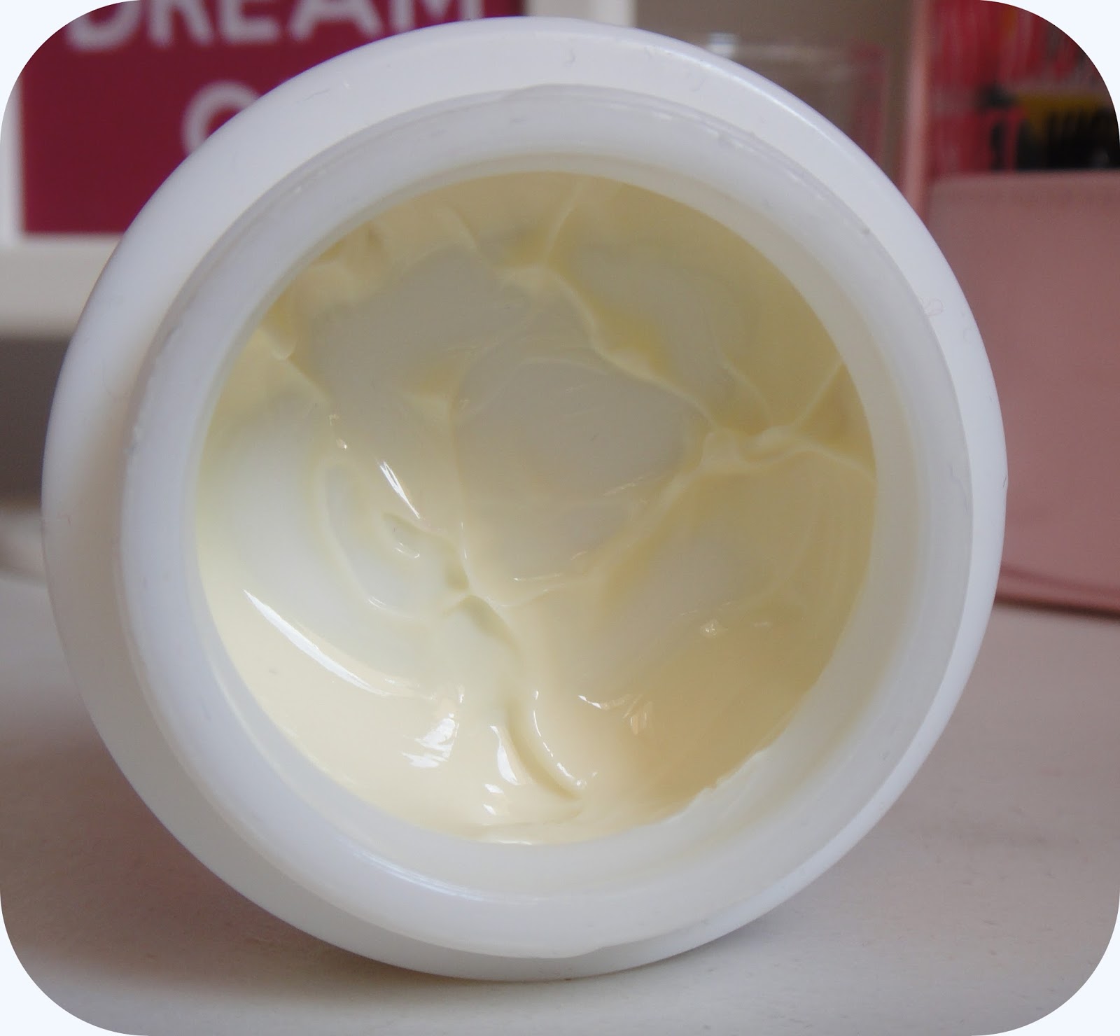 Review: Creme de Dia Anti-Rugas Q10 - Cien - Must Be...Pink!