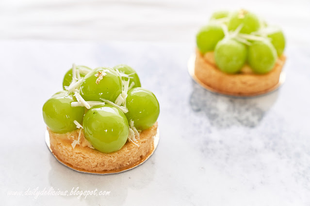 dailydelicious: Grape Tarts