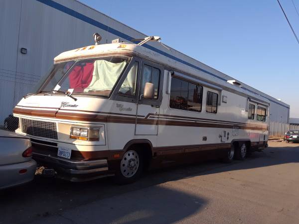 Used RVs 1986 Motorhome Executive For Sale by Owner