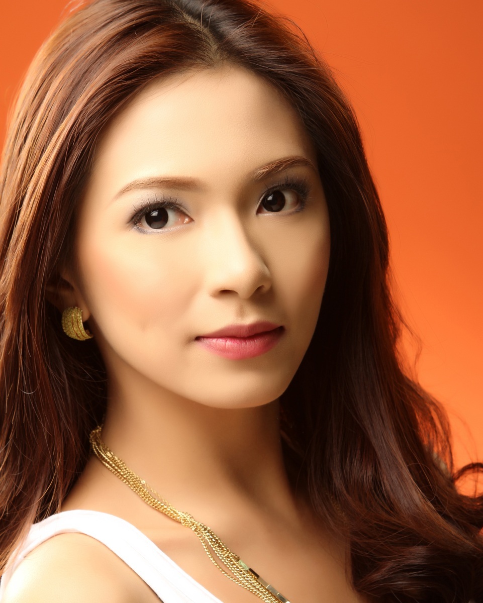 Asian Babes: Regine Angeles | Hot in White Shirt Pics