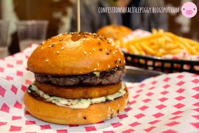 Humburger ~ confessions of a little piggy