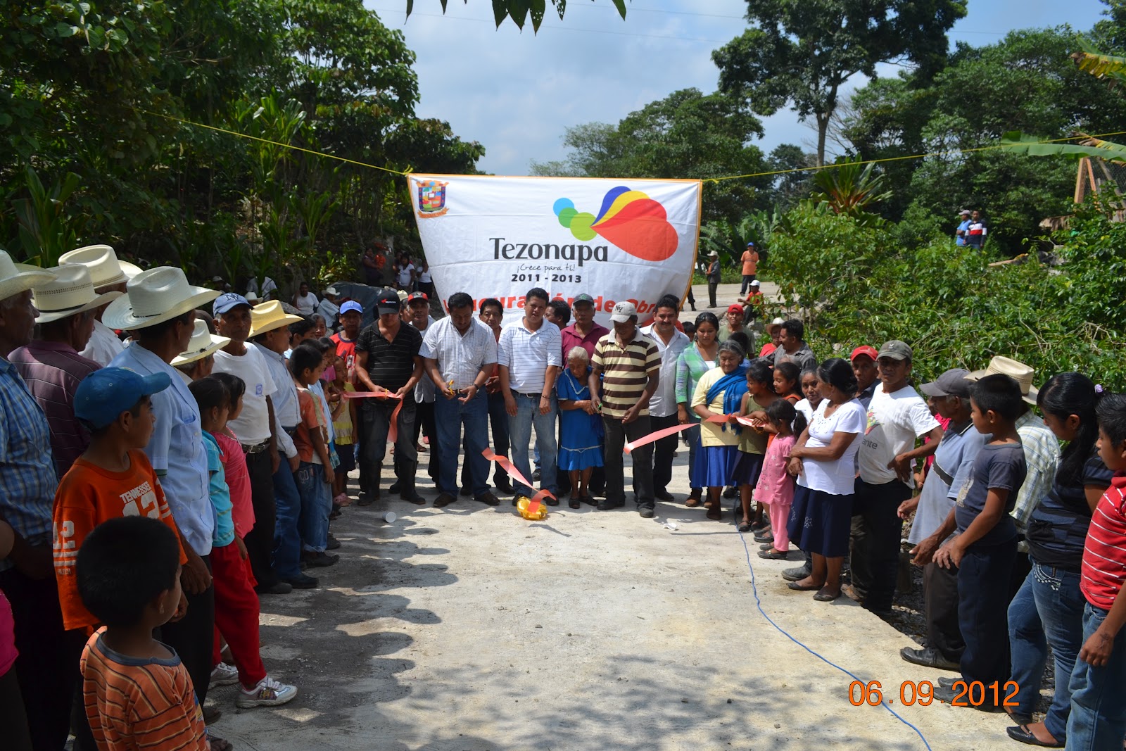 Tezonapa Veracruz: ASISTE ALCALDE DE TEZONAPA A INAUGURAR OBRAS EN LA ...